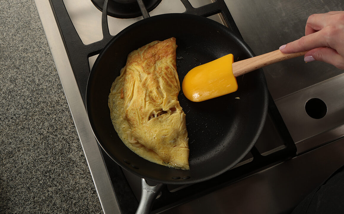 How to Cook the Perfect Omelette - Eggs.ca