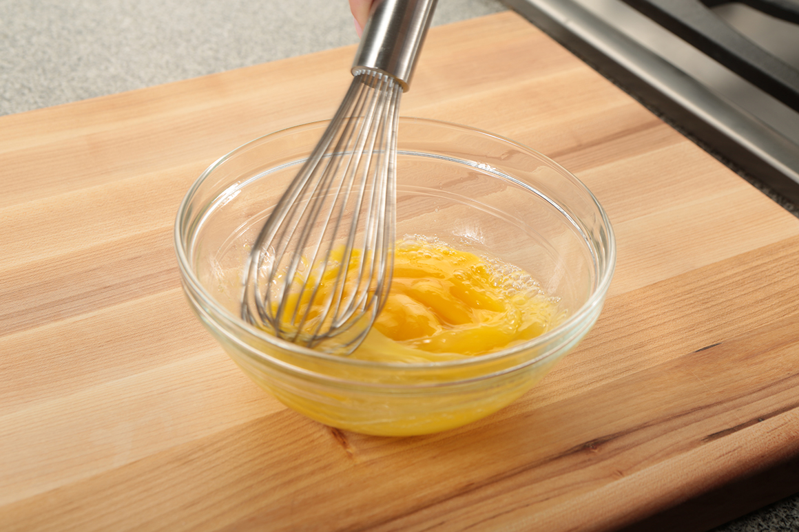 How to Cook the Perfect Omelette - Eggs.ca