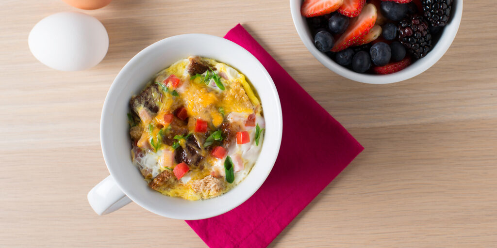 Quick Breakfast in a Mug - Eggs.ca