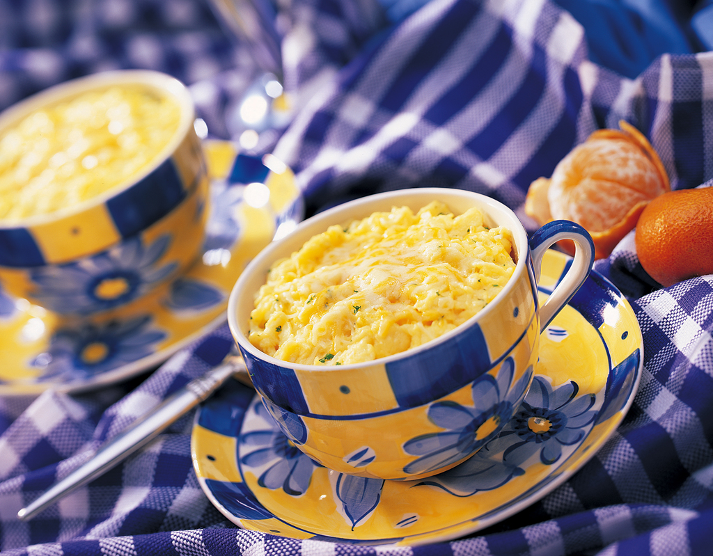 Quick Egg and Cheese - Eggs.ca