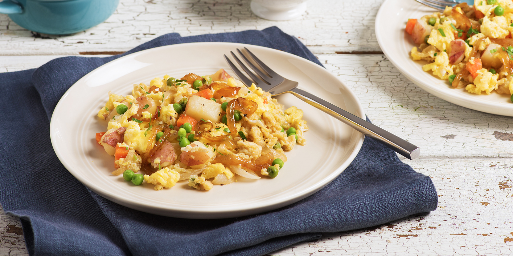 Caramelized Onion and Potato Scramble - Eggs.ca