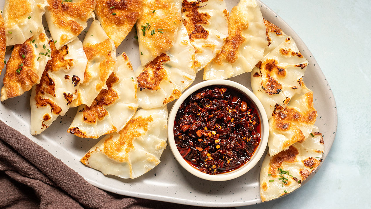 Egg and Chive Dumplings - Eggs.ca