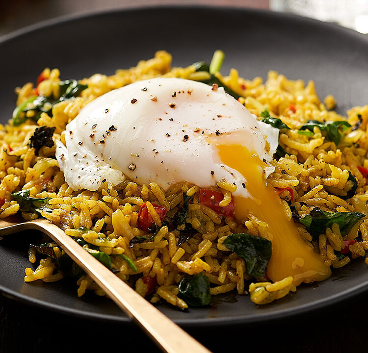 Perfect Poached Eggs - Eggs.ca