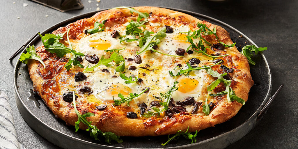 Hand-Tossed Pizza with Eggs - Eggs.ca