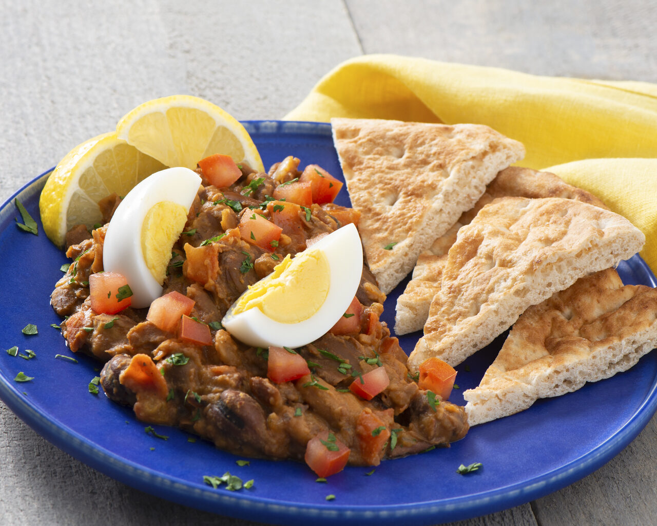 Egyptian Fava Bean Ful - Eggs.ca