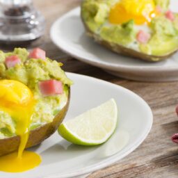 Egg in a Bagel Hole with Avocado - Eggs.ca