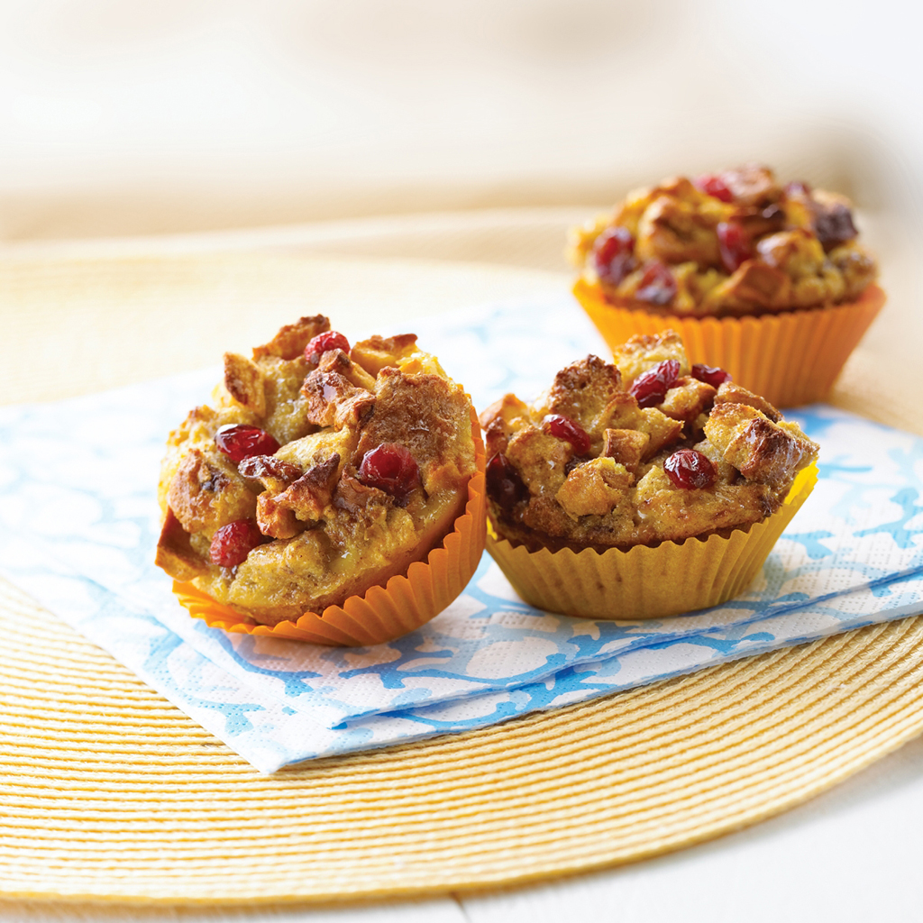 Mini Bread Puddings - Eggs.ca
