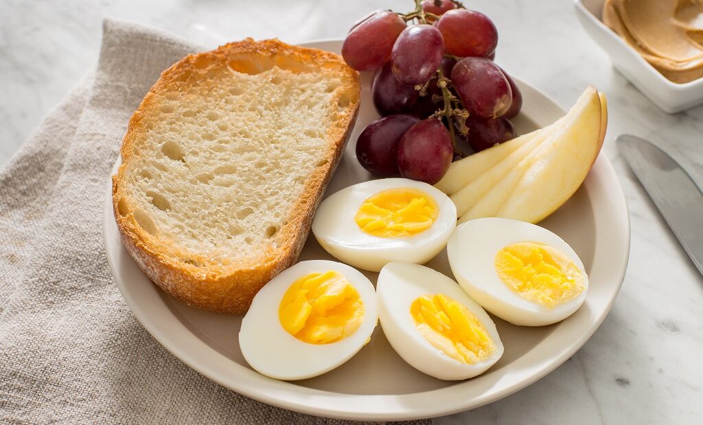 4 Ways To Make Boiled Eggs A Fun And Tasty Snack - Eggs.ca
