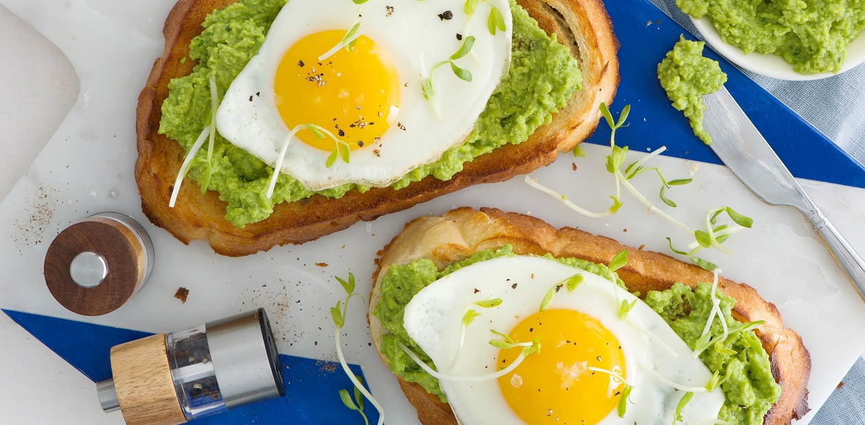 Spring Pea and Egg Toast - Eggs.ca