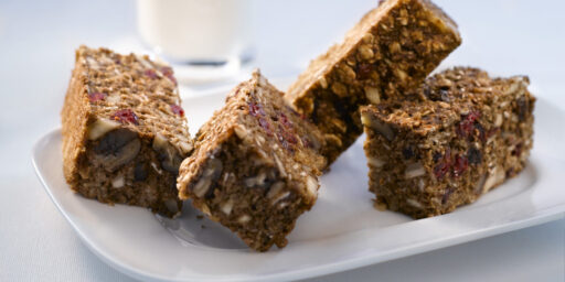 Low-Fat Breakfast Bars - Eggs.ca