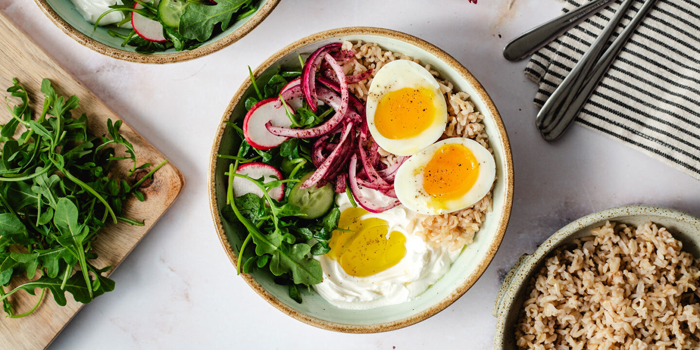 Egg, Labneh and Sumac Salad Bowls - Eggs.ca